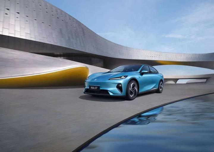 对比了海豹07DMi和零跑C01，深蓝L07才是掀桌子的人 - 知乎