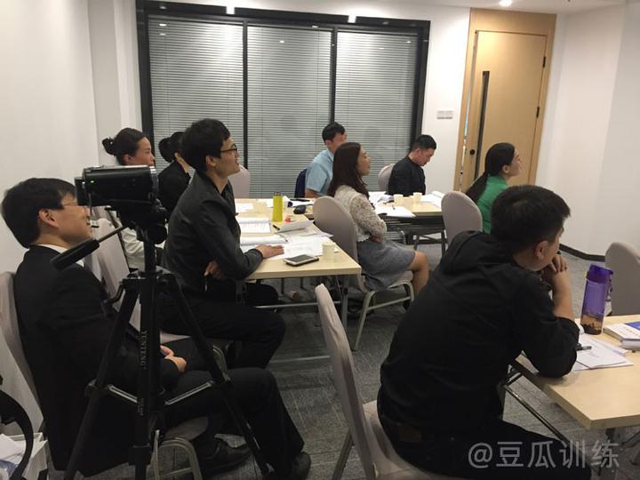 如何处理好大学同学之间的人际关系 知乎