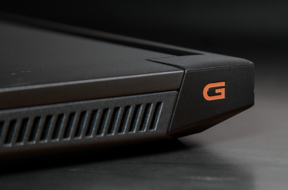 为什么新出的戴尔游匣 G16 会搭载 cherry 机械键盘和 16 寸屏幕，它们对玩游戏有什么提升？