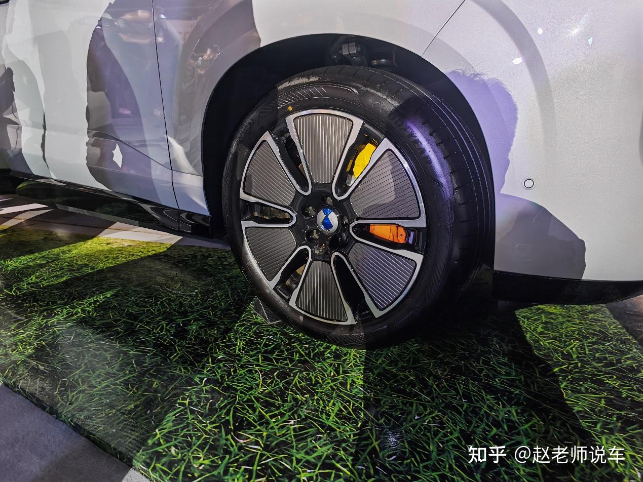 31.98万起，腾势N8L开启预售，技术看齐腾势N9，还有双拼色车身 - 知乎