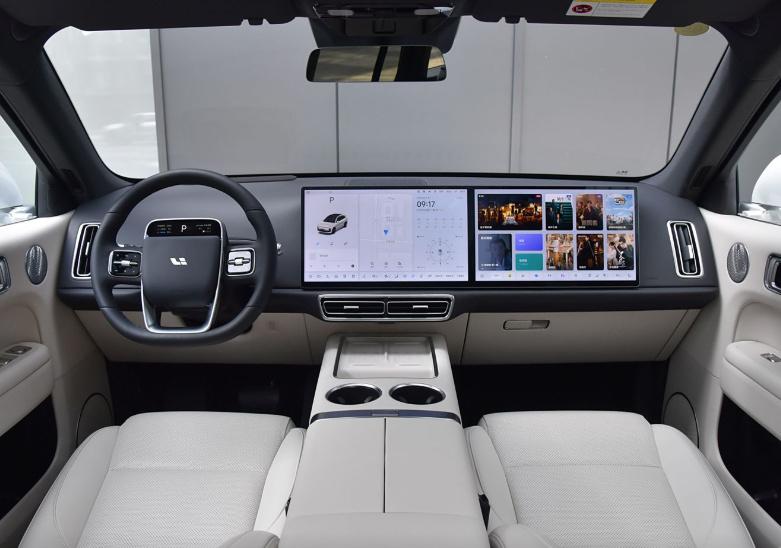 25万级新势力谁更适合家用？问界新M5 Ultra对比理想L6 - 知乎