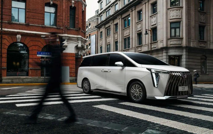 瞄准30万级准豪华MPV市场，传祺M8宗师版有实力吗？ - 知乎