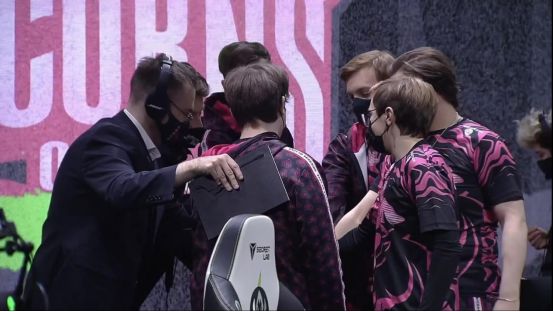 再度遇上UOL，RNG还会保持稳定状态吗？他们有可能会被成功针对吗 - 知乎