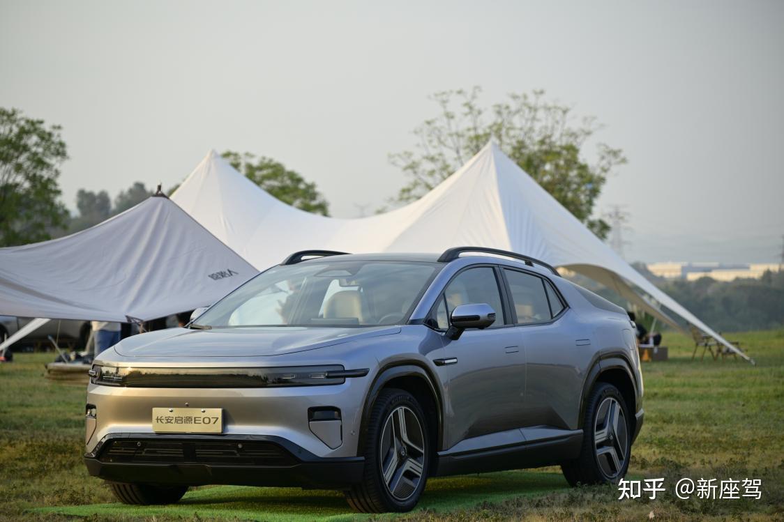 预售价24.99万元起，平替Cydertruck？解码长安启源E07 - 知乎