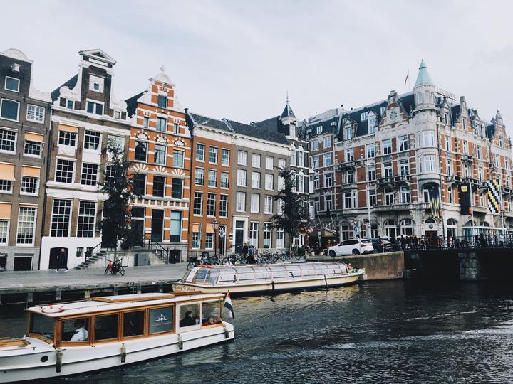 荷兰留学一年的费用多少？ - 知乎