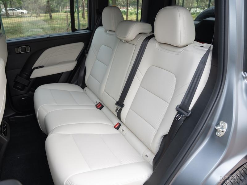 官方指导价15.69-16.69万元，哈弗猛龙燃油版上市 - 知乎