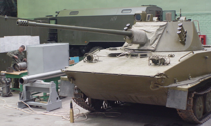 擦肩而过的现代化升级——PT-76-57 - 知乎