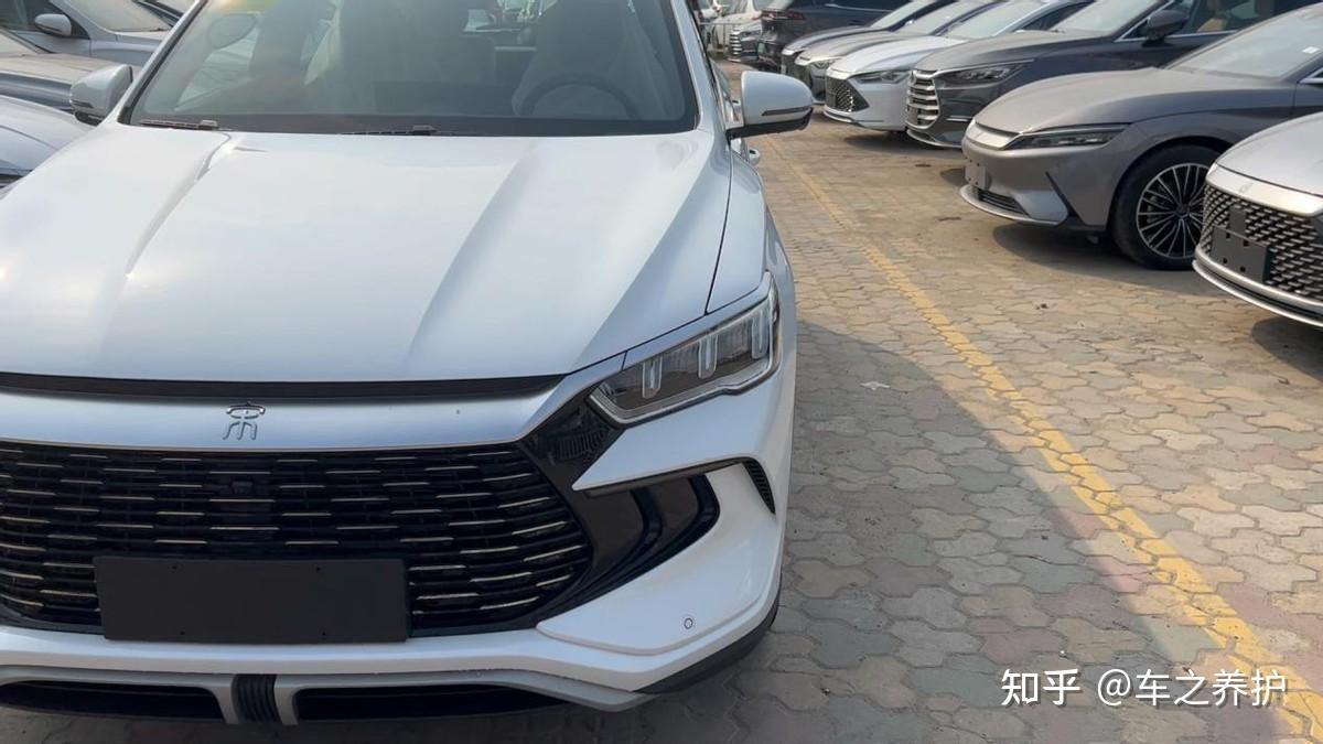 比亚迪最好卖的紧凑级SUV升级了，加长88mm，上市又是爆款 - 知乎