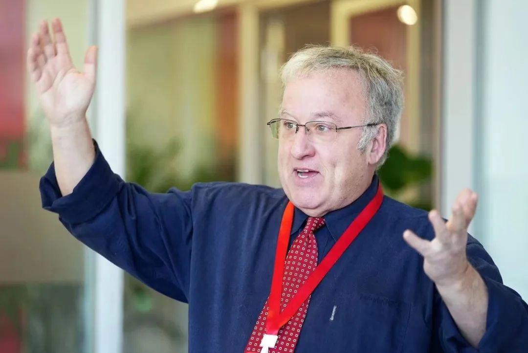 如何才能多读书且读好书？看北京德闳图书馆馆长Mr. Sam Hopper揭秘多读书且读好书的诀窍！ - 知乎