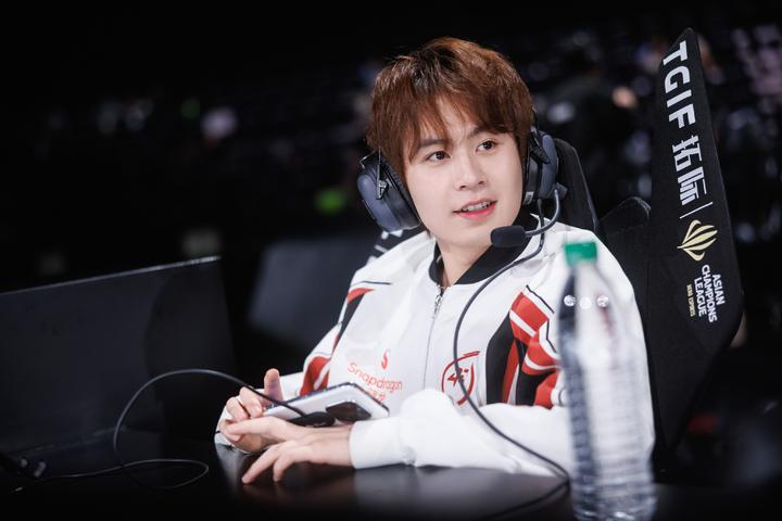 JDG遭TTG零封，上野中射尽力了，依旧带不动无畏 - 知乎