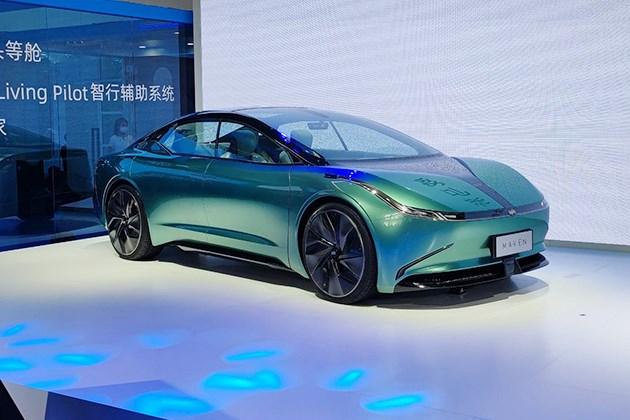 实拍威马MAVEN概念车 综合续航800km/2021年实现量产 - 知乎