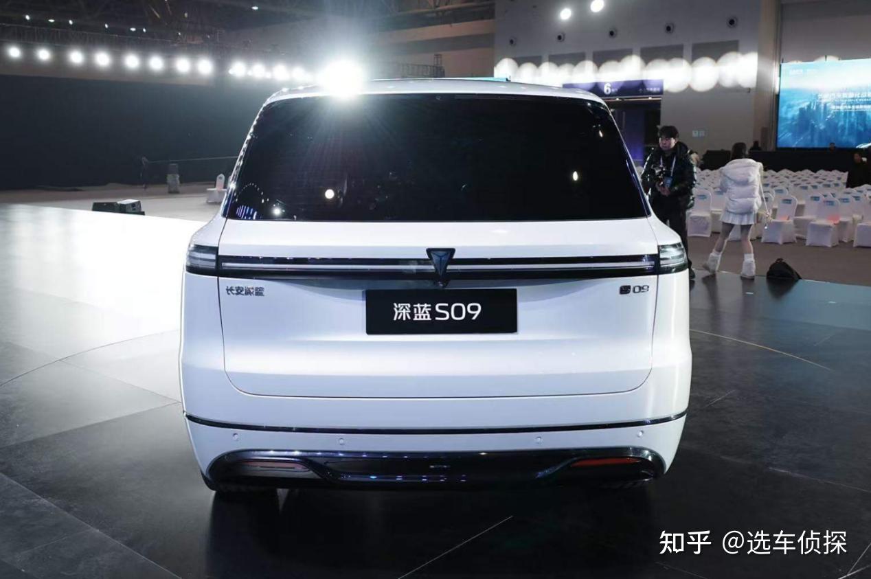 深蓝S09，车载冰箱可移动，鸿蒙Space座舱怎么样？ - 知乎