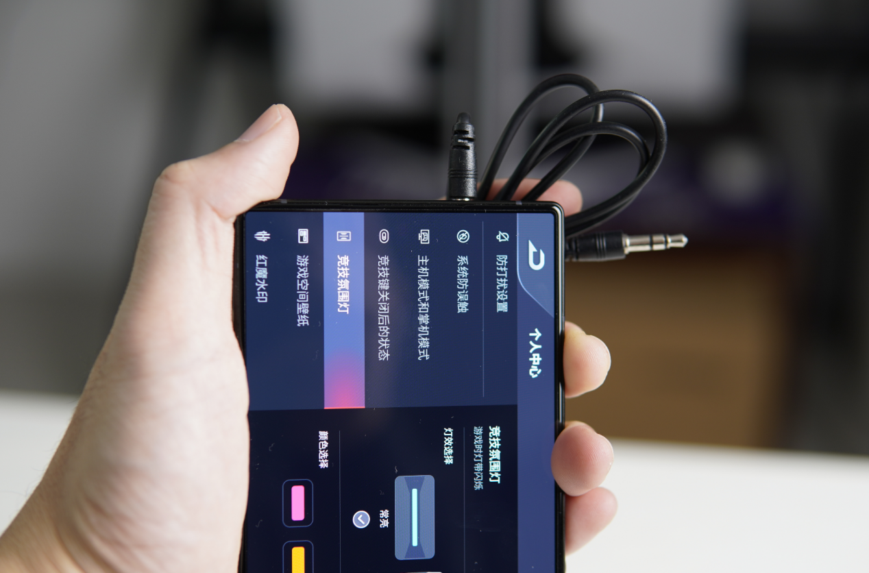 红魔9Pro深度测评（5000字）：无挖孔无凸起/性能粗暴/系统无污染/傻快傻快的，直接鼠标+键盘+显示器玩手游！ - 知乎