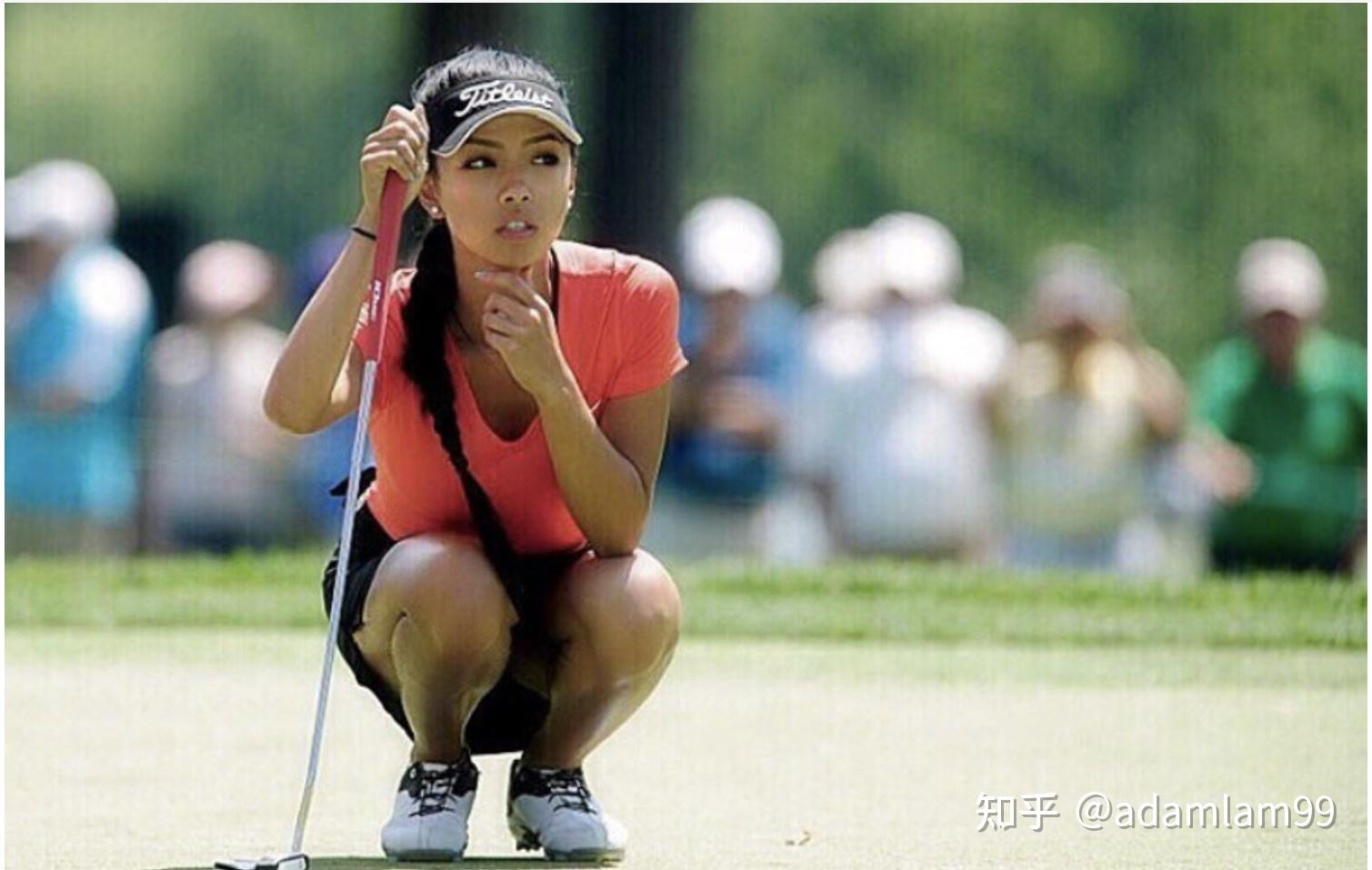 clue sb in (on sth)中in和on各作为什么词性来理解？ - 知乎