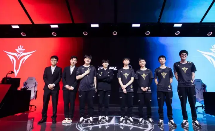 LPL夏季赛战队总结之V5：虎头蛇尾，义进还有几个三年？ - 知乎