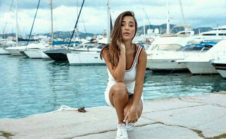 惊人的美貌和天生的魅力造就的双馨演员莉亚·西尔弗 (Liya Silver) - 知乎