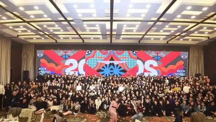 如何从UAL艺术留学生，一路成长为登上母校官网的公司CEO？ - 知乎