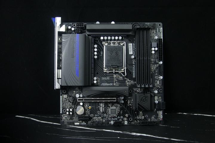 妖板来袭，华擎B660M PG Riptide装机实测 - 知乎