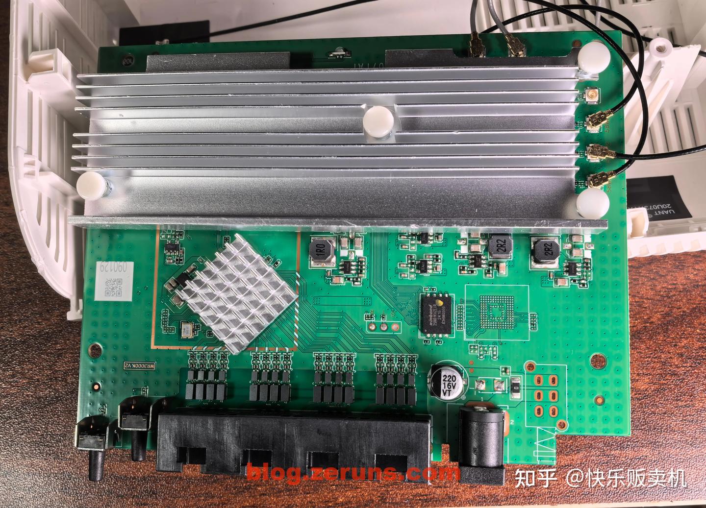 爱快 IK-Q3000 WiFi6无线路由器 简单开箱评测和拆解 - 知乎