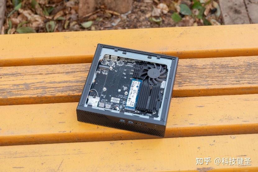 既能游戏又能AIO的家用小主机——铭凡MS-A1开箱体验 - 知乎