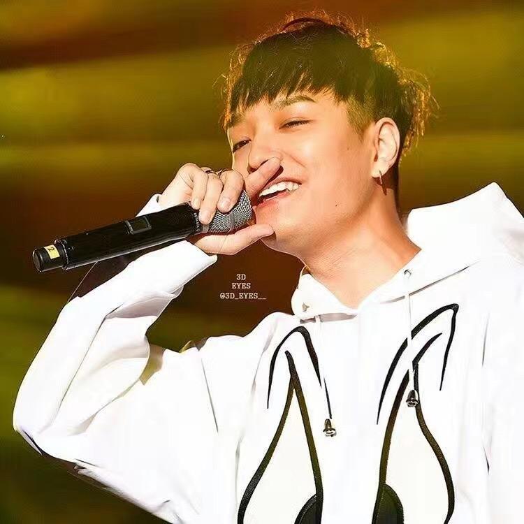 如何评价AOMG艺人simonD？ - 知乎