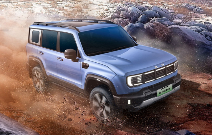 焕新价15.48万起的北京越野BJ40增程版，到底买哪款最超值？ - 知乎