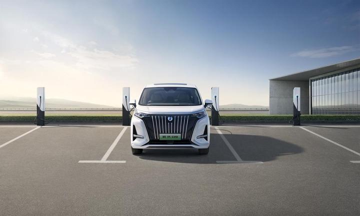 旗舰MPV腾势D9上市，32.98万起，豪华程度超埃尔法 - 知乎