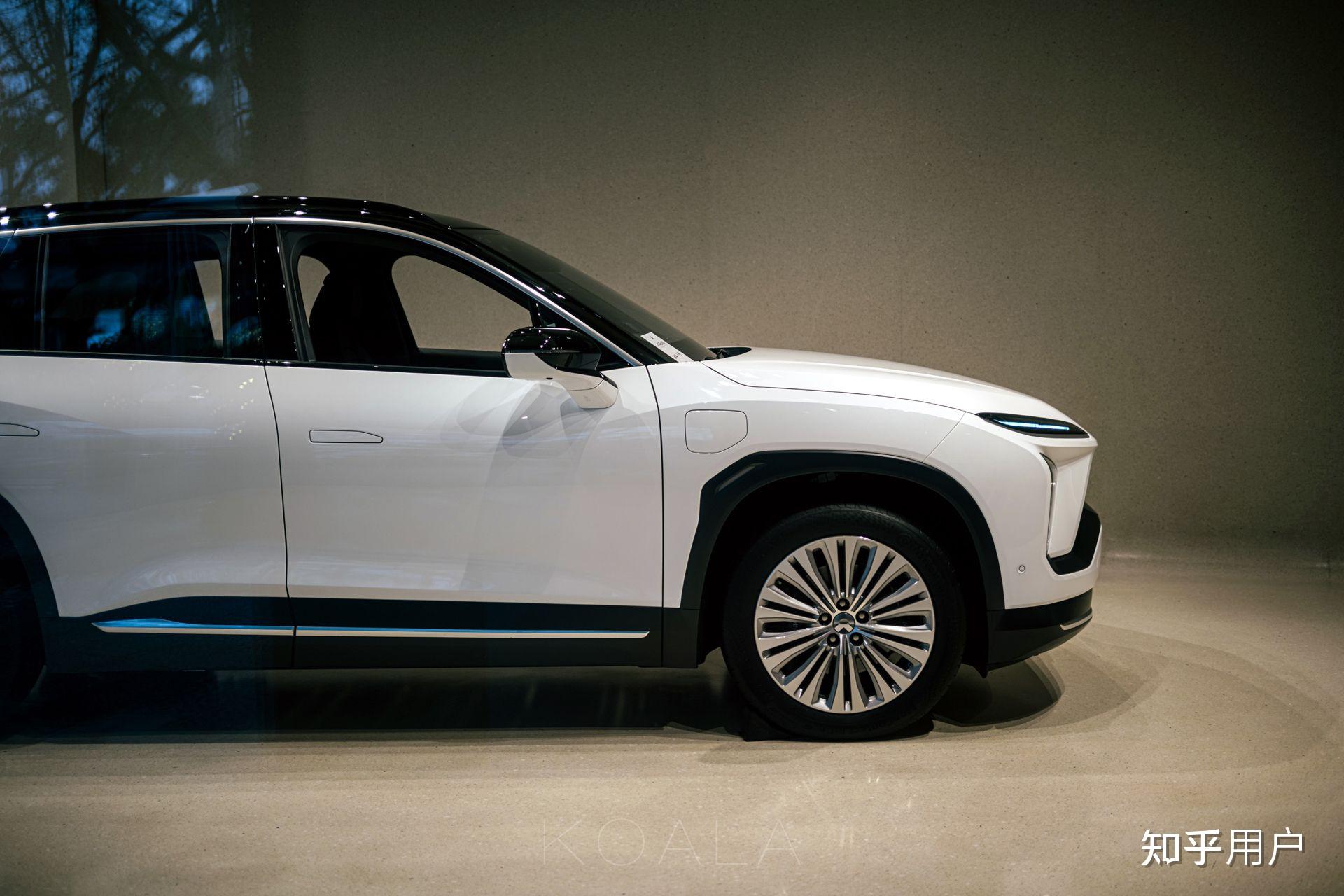 尼康Z40f2和Z28f2.8选哪个? - 知乎