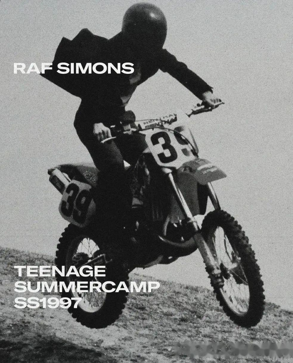 如何评价RAF SIMONS以及他的同名品牌？ - 知乎