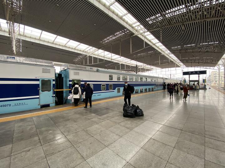 上局合段湖蓝双层SYZ25K/SRZ25K不完全选座指南 - 知乎