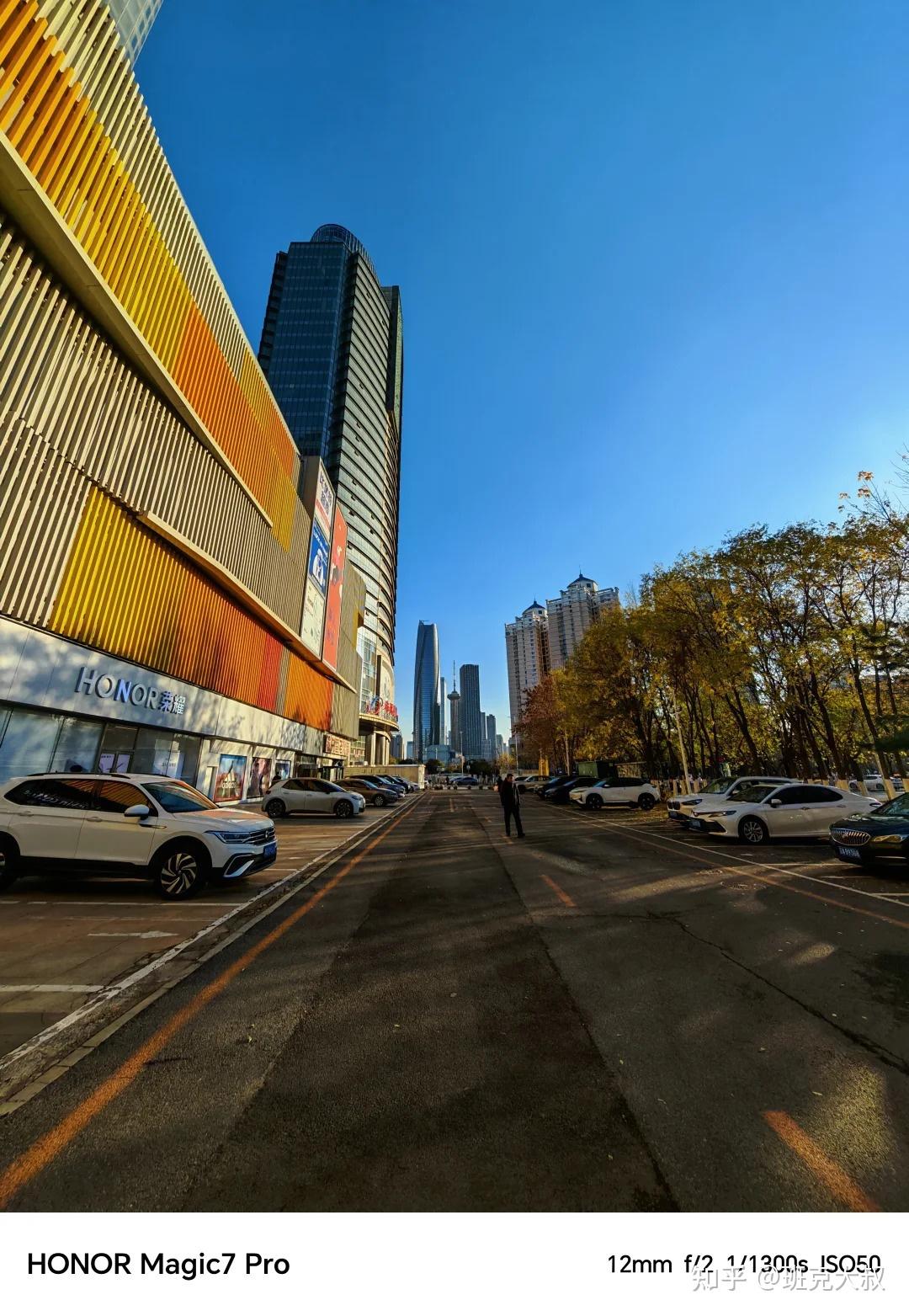 随拍体验：荣耀Magic7Pro vs 荣耀Magic6Pro各焦段对比 - 知乎